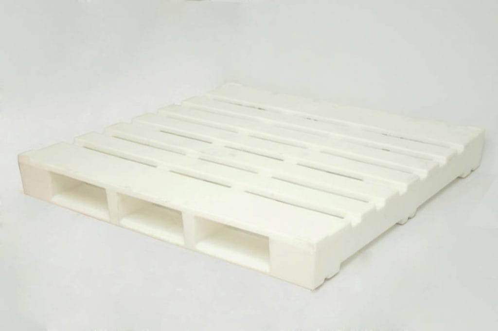 PALLET DE PLÁSTICO COM SUPERFÍCIE VAZADA - Caixa Térmica para refeição ...